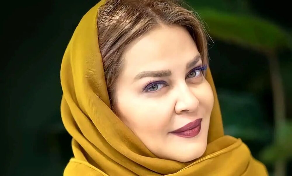 عکس جدید از تیپ شیک تابستانی بهاره رهنما عکس